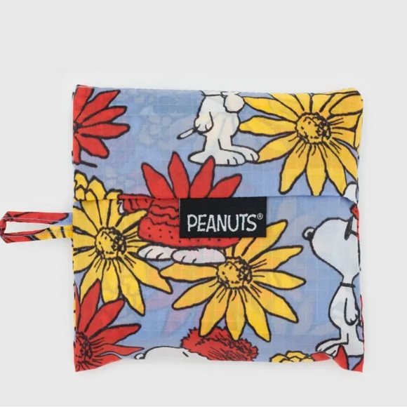BAGGU | Bags | Baggu X Peanuts Floral Snoopy Standard Bag | Poshmark